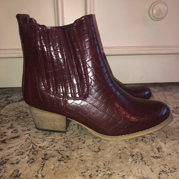 Nature Breeze | Shoes | Nwt Maroon Snake Skin Ankle Boots | Poshmark